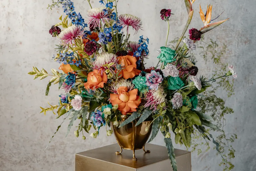 Design Stunning Floral Arrangements