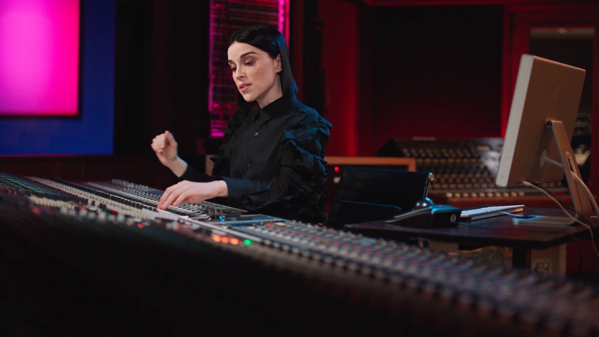 “Savior” Songwriting Demo: Final Mix | St. Vincent Teaches Creativity ...