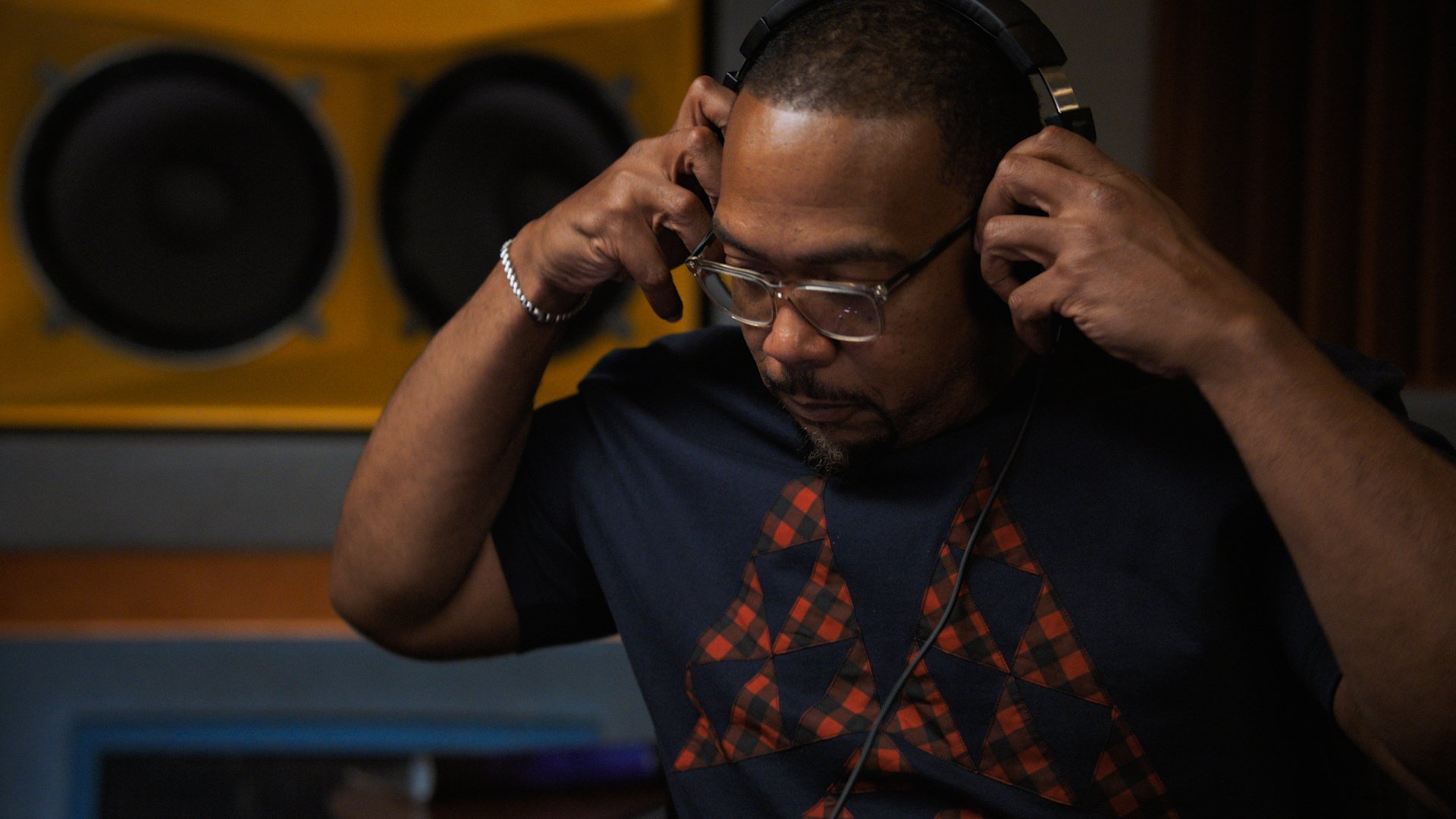 Making a Beat: Creating a Breakdown | Timbaland Teaches Producing and ...