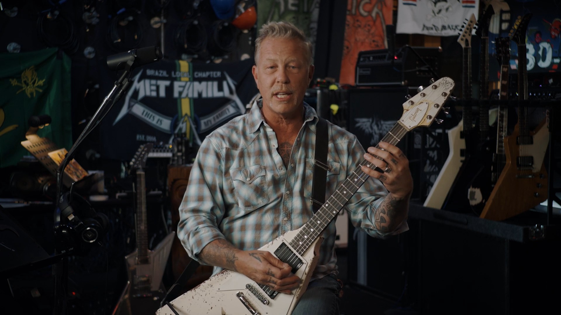 From Riff to Song | Metallica Teaches Being a Band | MasterClass