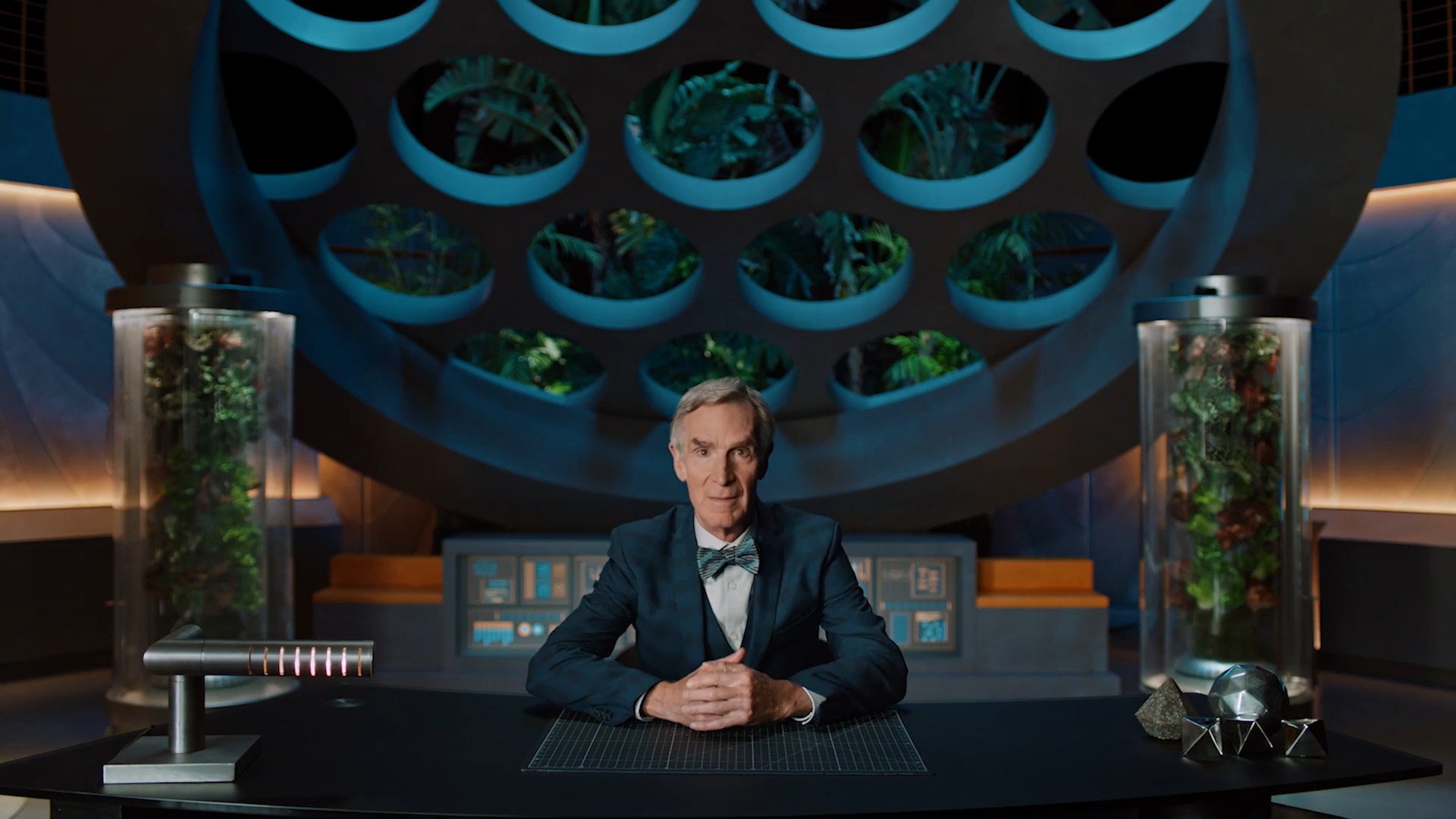 Meet Your Instructor | Bill Nye Teaches Science and Problem-Solving ...