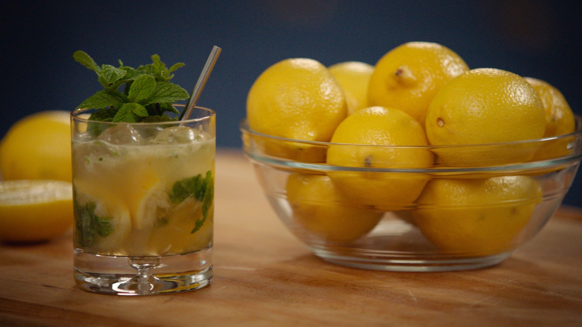 Solo Starters: Mojito and Whiskey Smash | Lynnette Marrero & Ryan ...